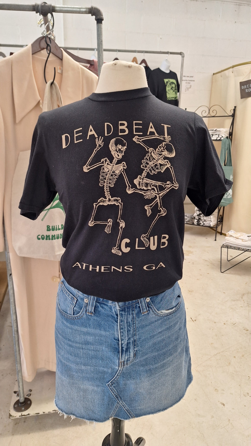 Deadbeat Club Tee - Black/Tan – Indie South